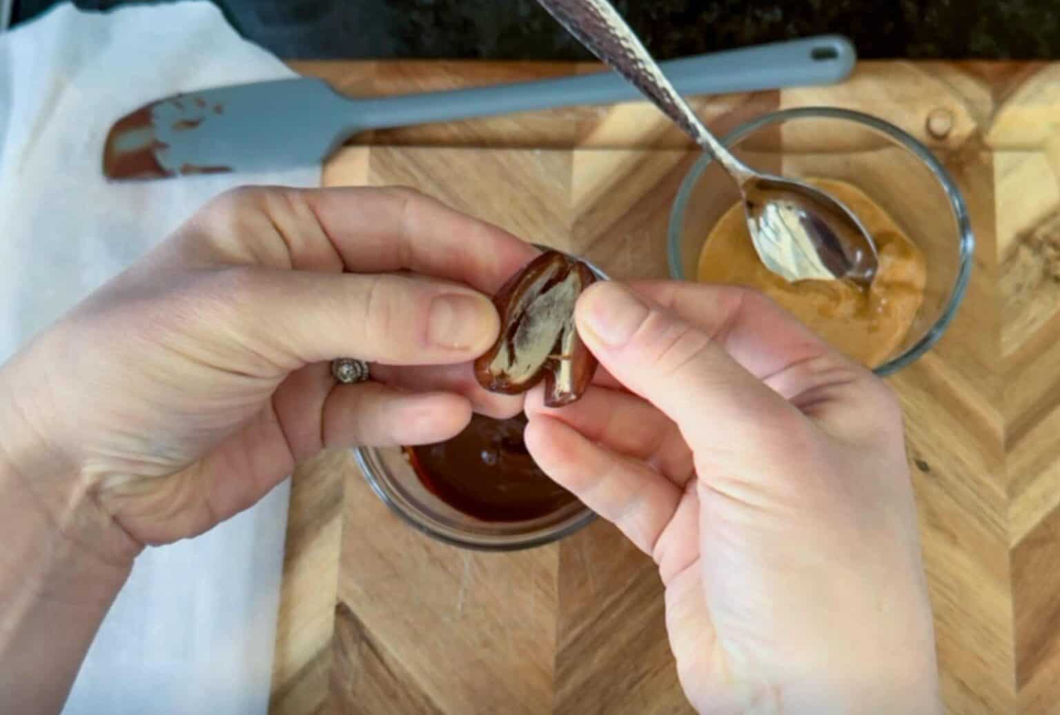 3 Ingredient Date Snickers Bars - Healthy & Easy Recipe - The Sweet ...